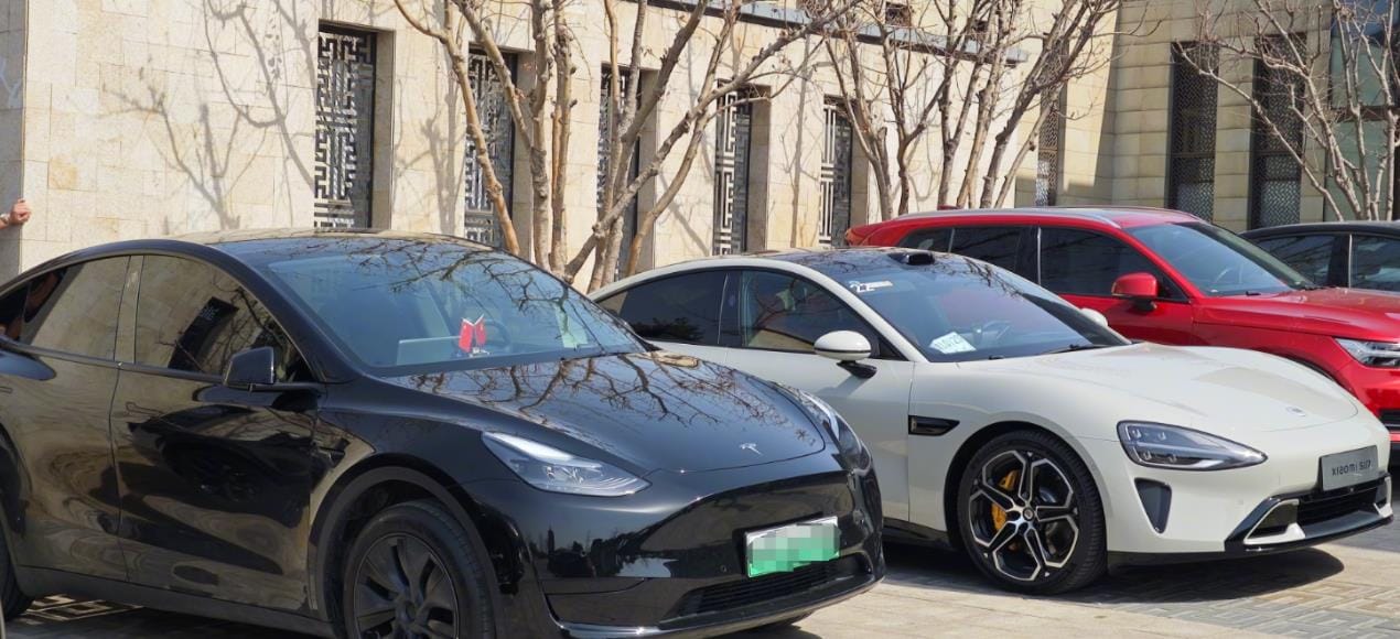 Xiaomi SU7 Vs Tesla Model 3: Qual é O Melhor EV Para Você?